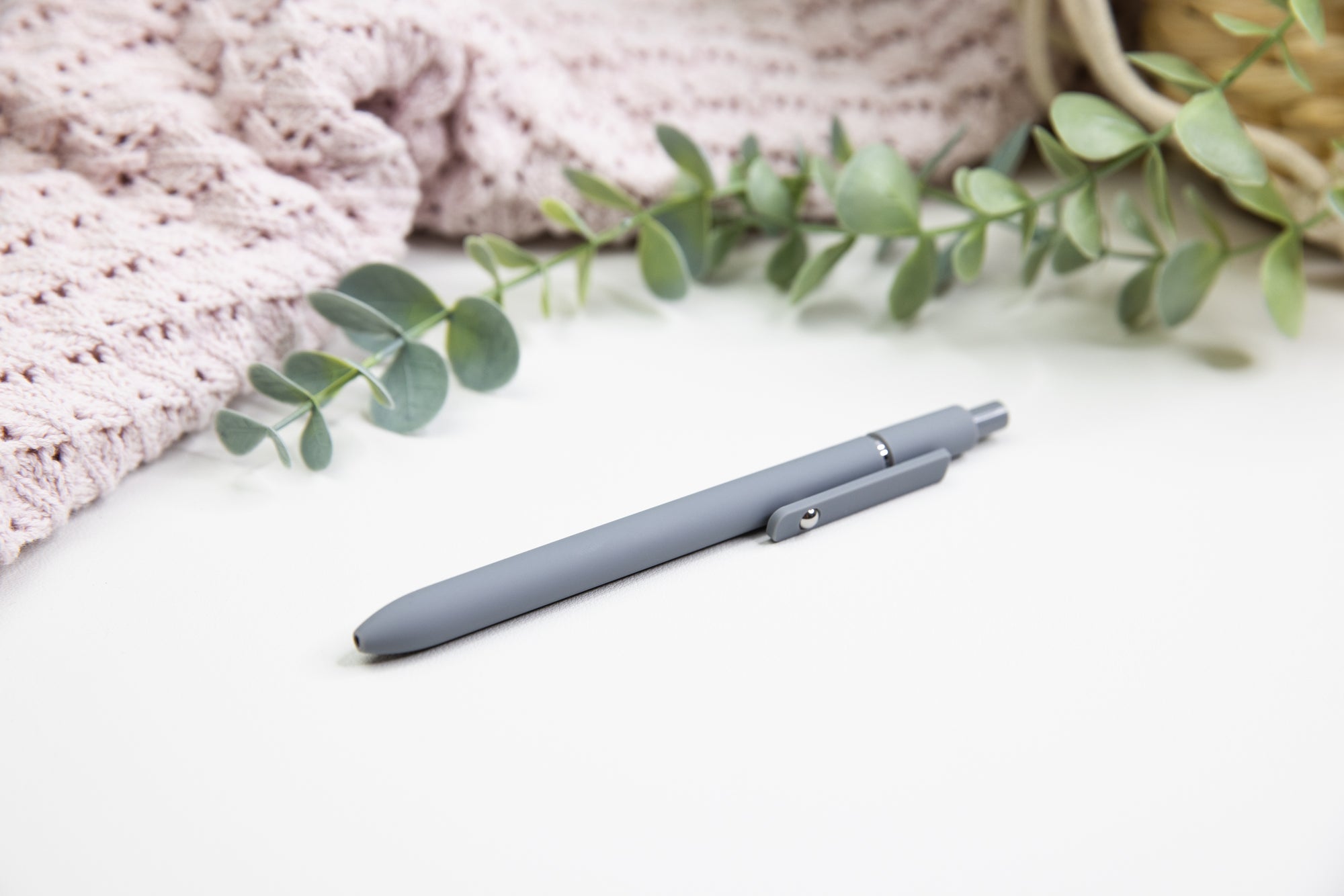 Zennyth Piloting Morandi Gel Pen – Cosmicaa